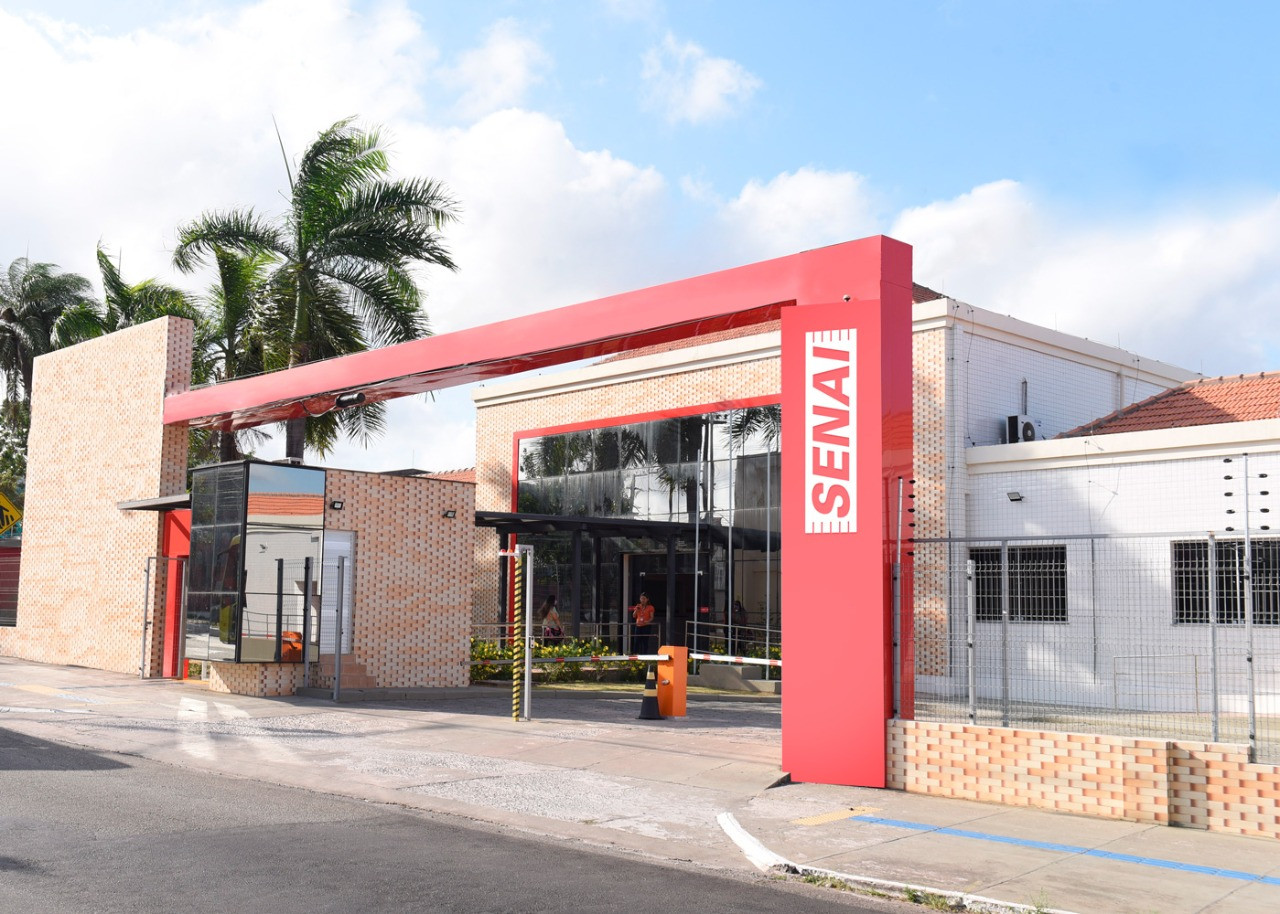 Senai está com vagas abertas e salários de até R$ 5 mil - Jornal Pequeno