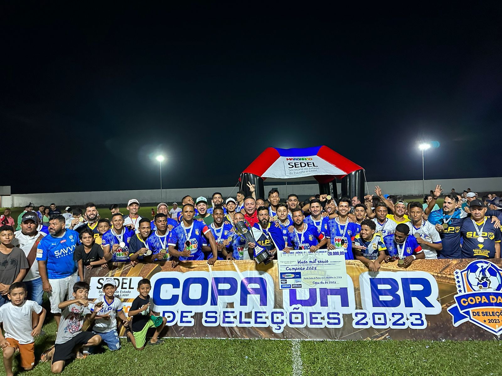 Santa Luzia do Paruá conquista a Copa da BR de Seleções - Jornal Pequeno