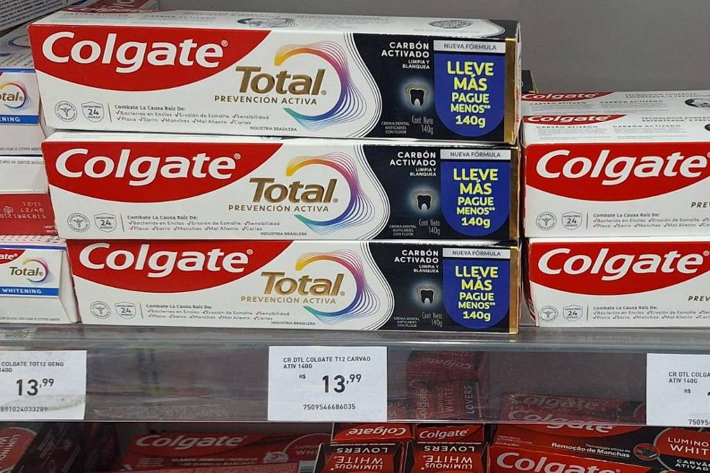 Reclamações sobre Colgate Total Clean Mint disparam - Jornal Pequeno